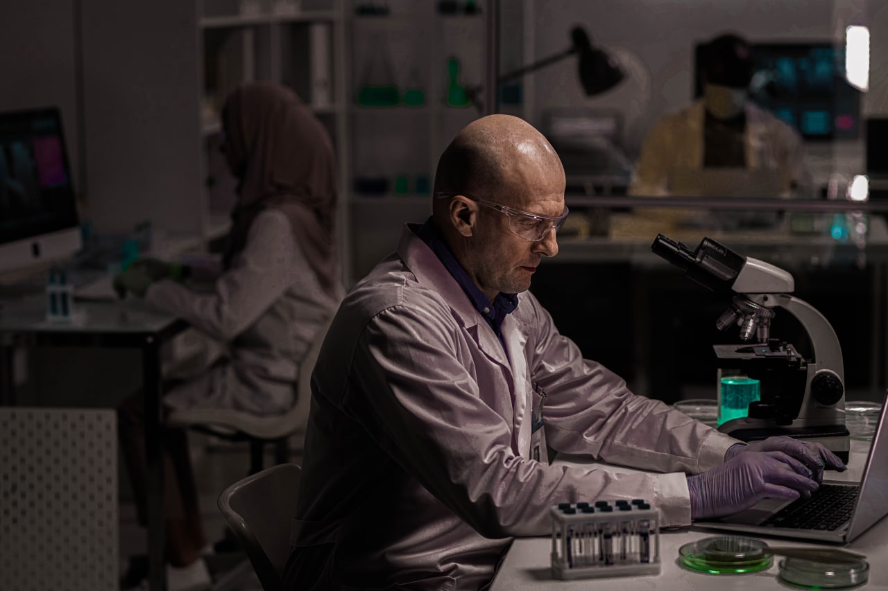 About – Sherman Abrams Lab